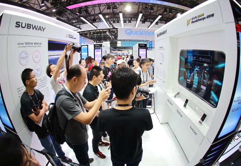 MWC19拼5G沉浸式体验，vivo首款5G机成最大看点 -蓝鲸财经